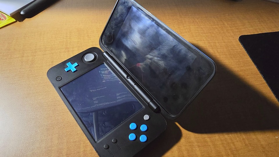 !USB-C! Nintendo 2DS XL - Black/Turquoise *For Parts, READ DESC ...