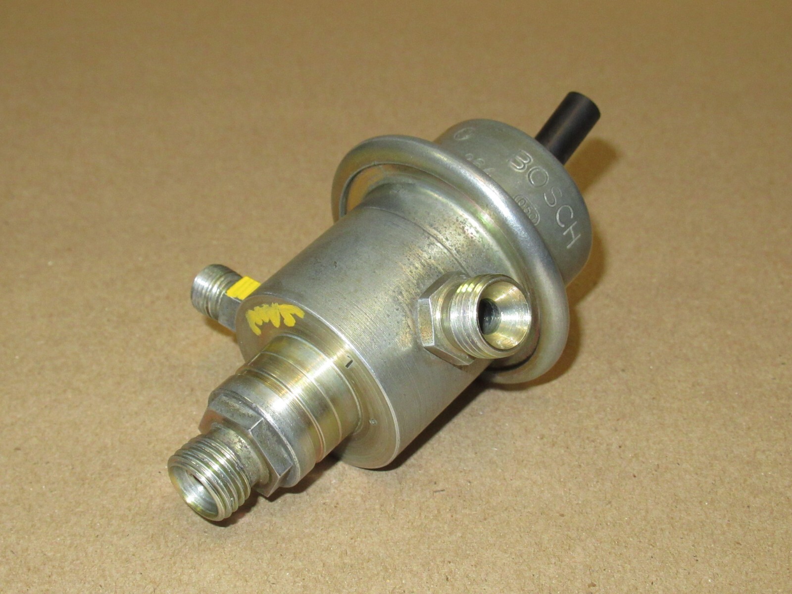 Mercedes Benz Fuel Pressure Regulator BOSCH 0438161001 / 0 438 161 001 ...