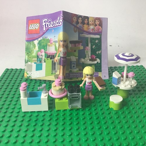 LEGO Friends Stephanie's Outdoor Bakery (3930) 100% Complete W ...