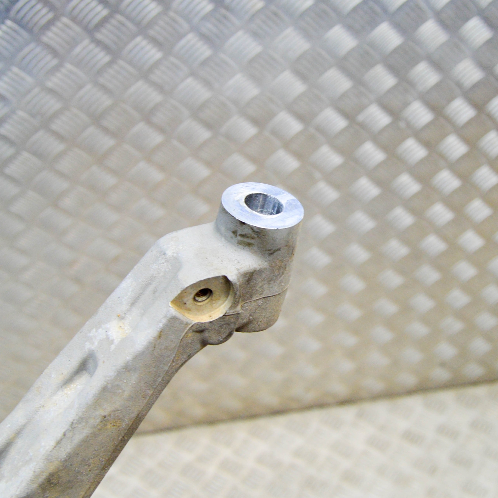 PEUGEOT 3008 MK2 P84 Front Subframe Left Bracket 9816803780 1.2 Petrol ...