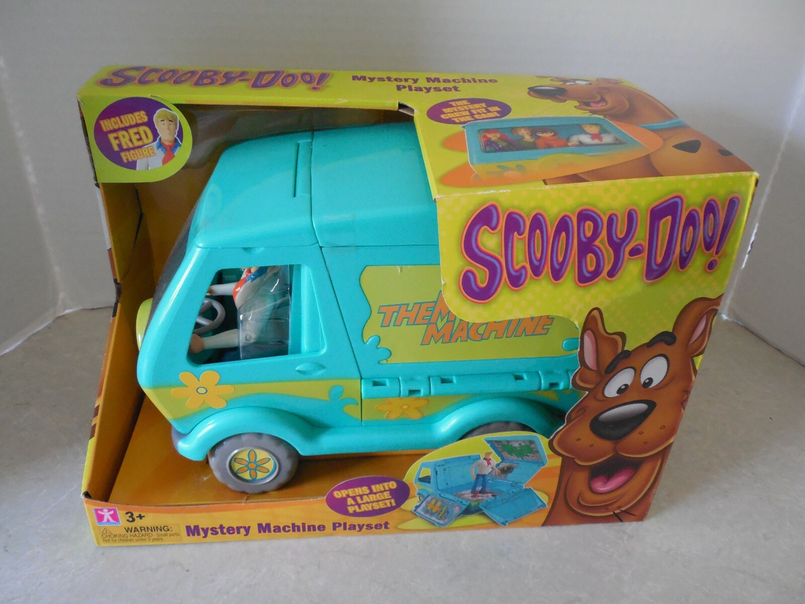 SCOOBY-DOO - MYSTERY MACHINE PLAYSET, INCLUDES FRED FIGURE, SEALED, NIB ...