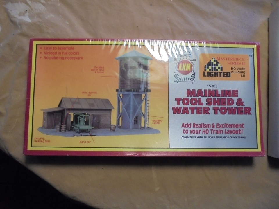 HO Scale AHM Railroad Diorama building.Mainline tool shed,Exon station ...