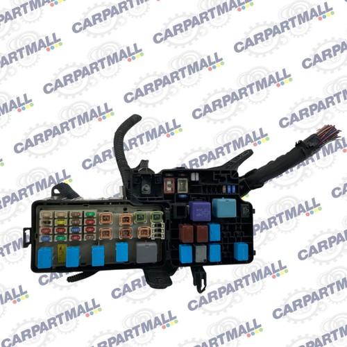 2004-2006 Toyota Camry 3.0L V6 Engine Compartment Fuse Relay Box ...