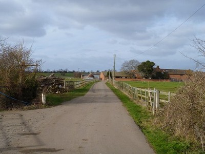 Photo A1 Whitfield Farm [1] Ettington The driveway, also a public ...