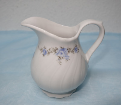 Seltmann Weiden "Regina" Milchkännchen - 26950 Blaue Rose / Rosen-Ranke ...