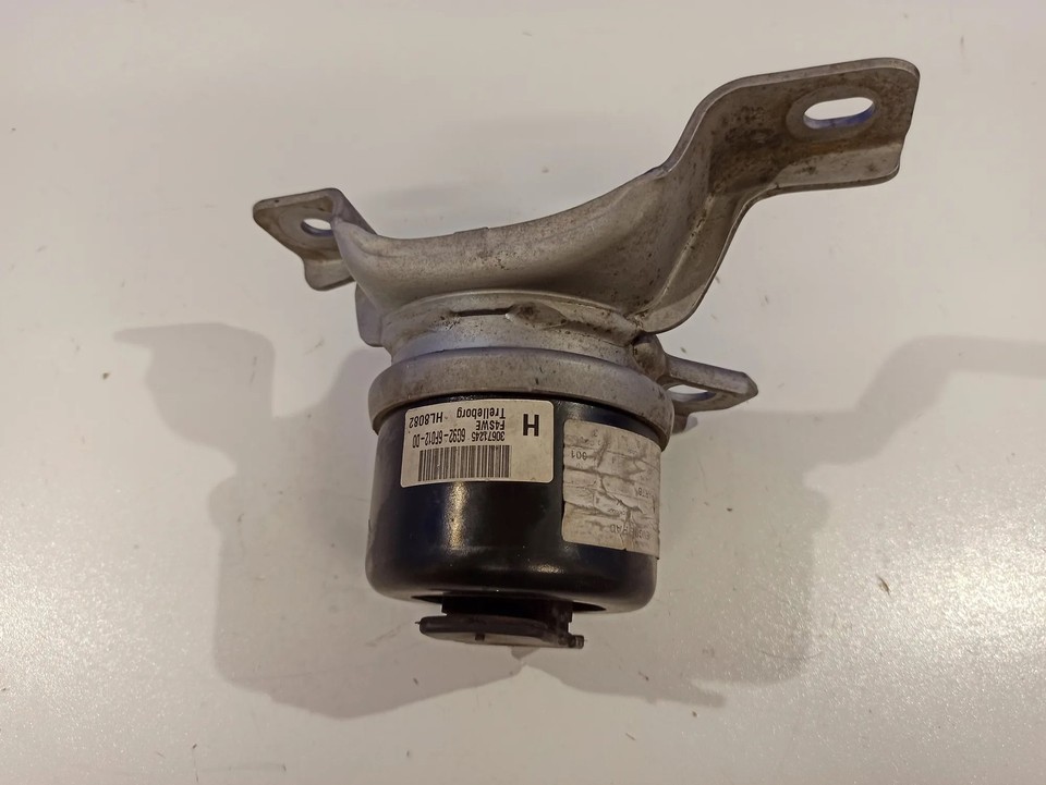 VOLVO S60 II Right Side Engine Mount 30671245 2.50 Petrol 186kw 2015 ...