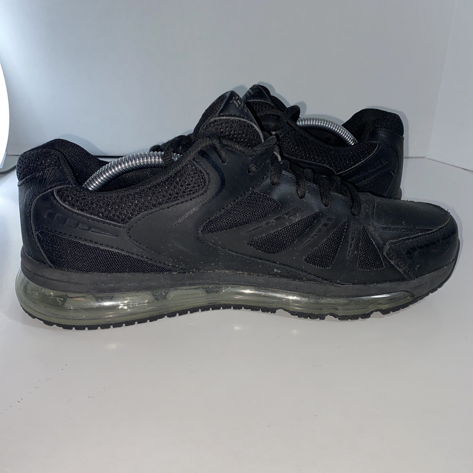 Men’s 10.5 Black Treadsafe Oil/Slip Resistant Shoes E… - Gem