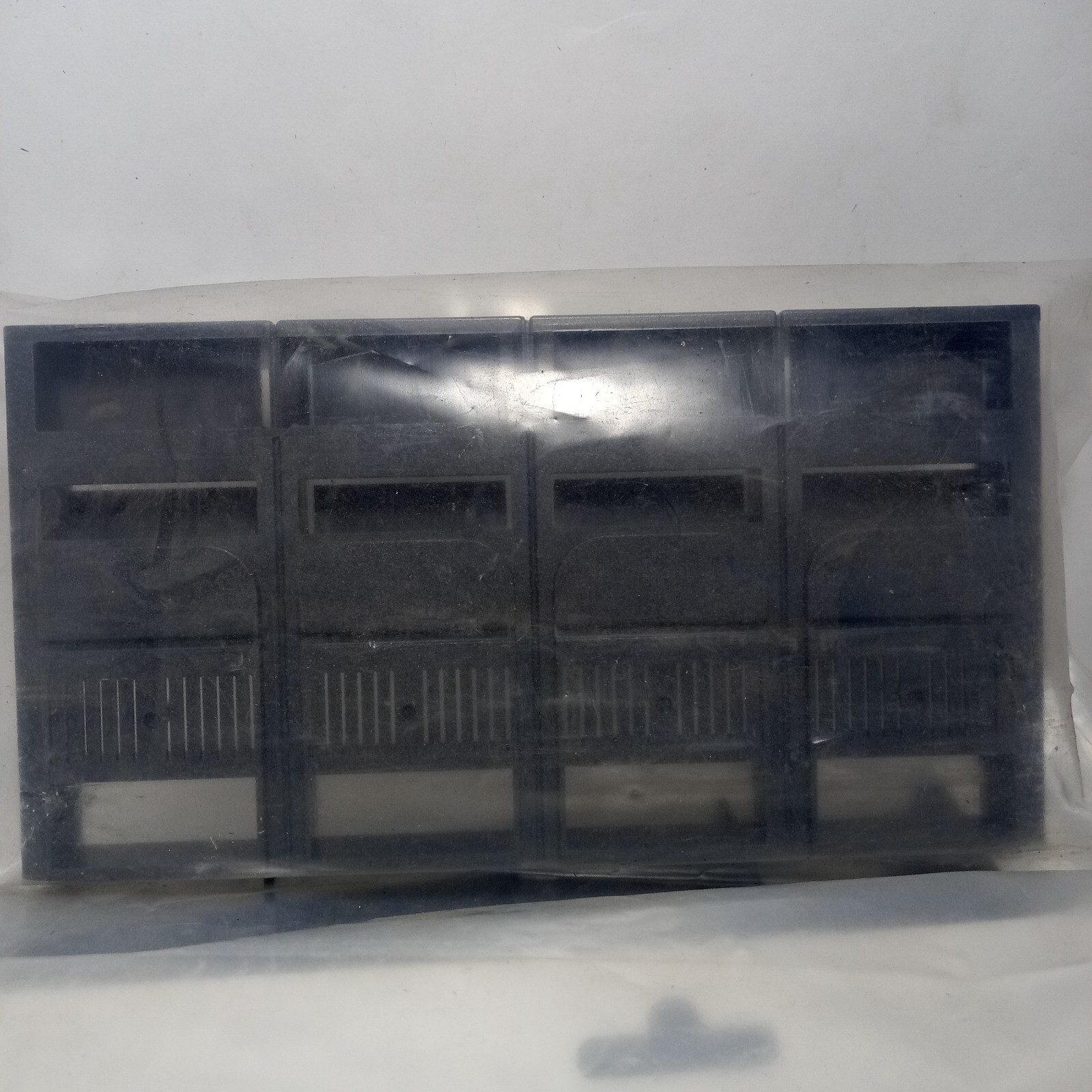 Schneider Electric LV432592 NSX400/630 INV/INS 4p Short Terminal Shield ...