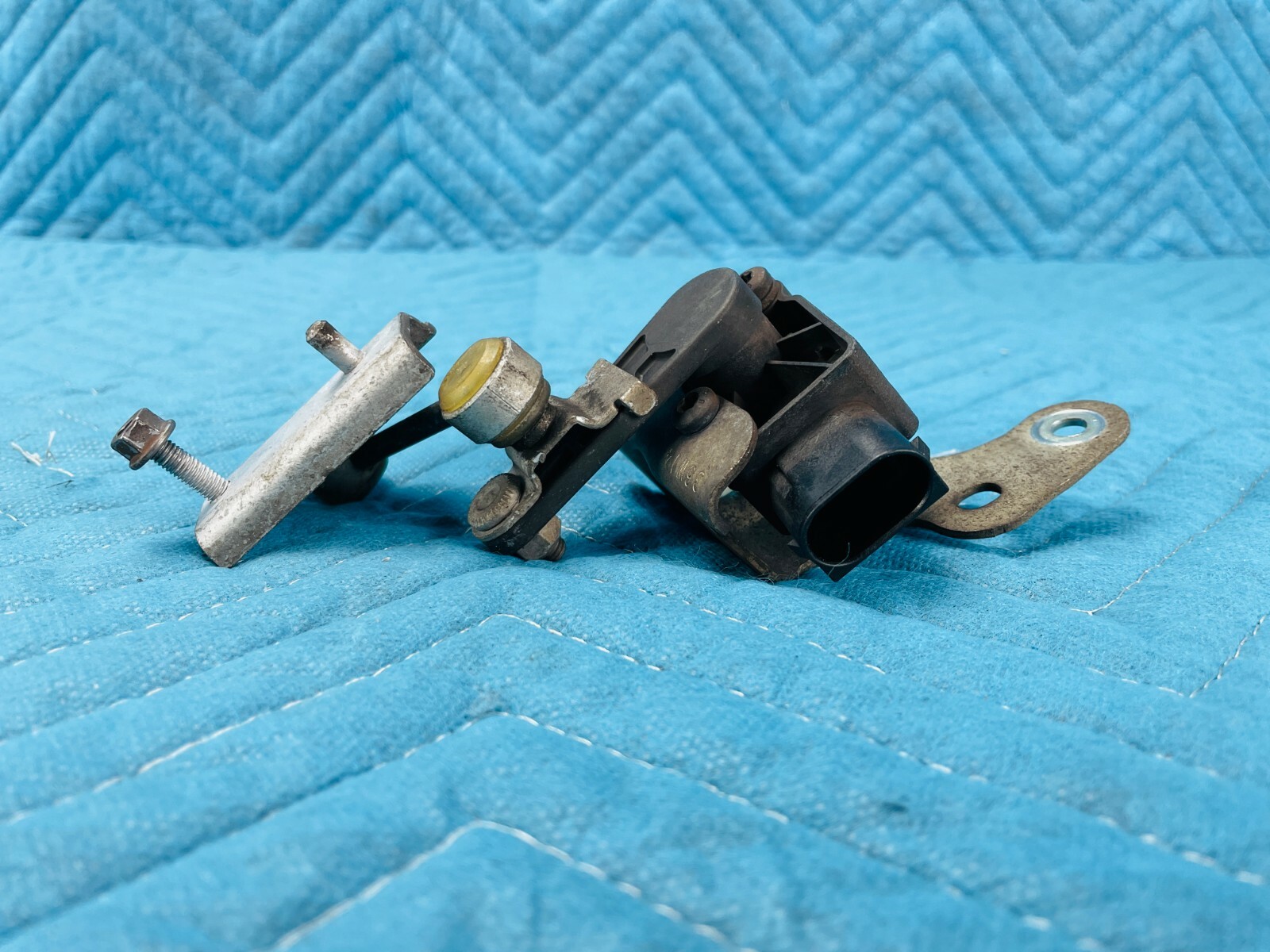 Mercedes SL400 SL550 Rear Suspension Height Leveling Sensor w/ Rod LH ...