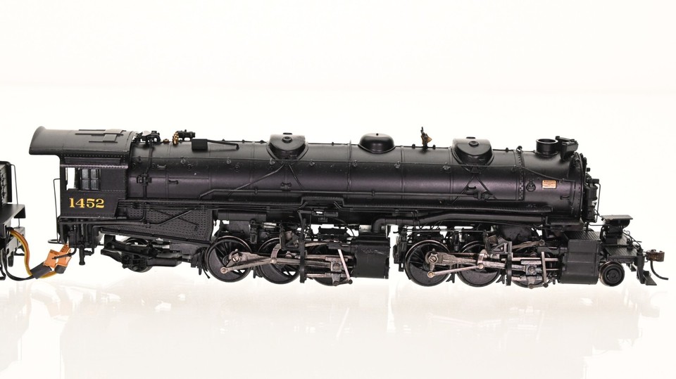 Bachmann Spectrum 2-6-6-2 H-4 Articulated C&O 1452 DCC w/Sound HO scale ...