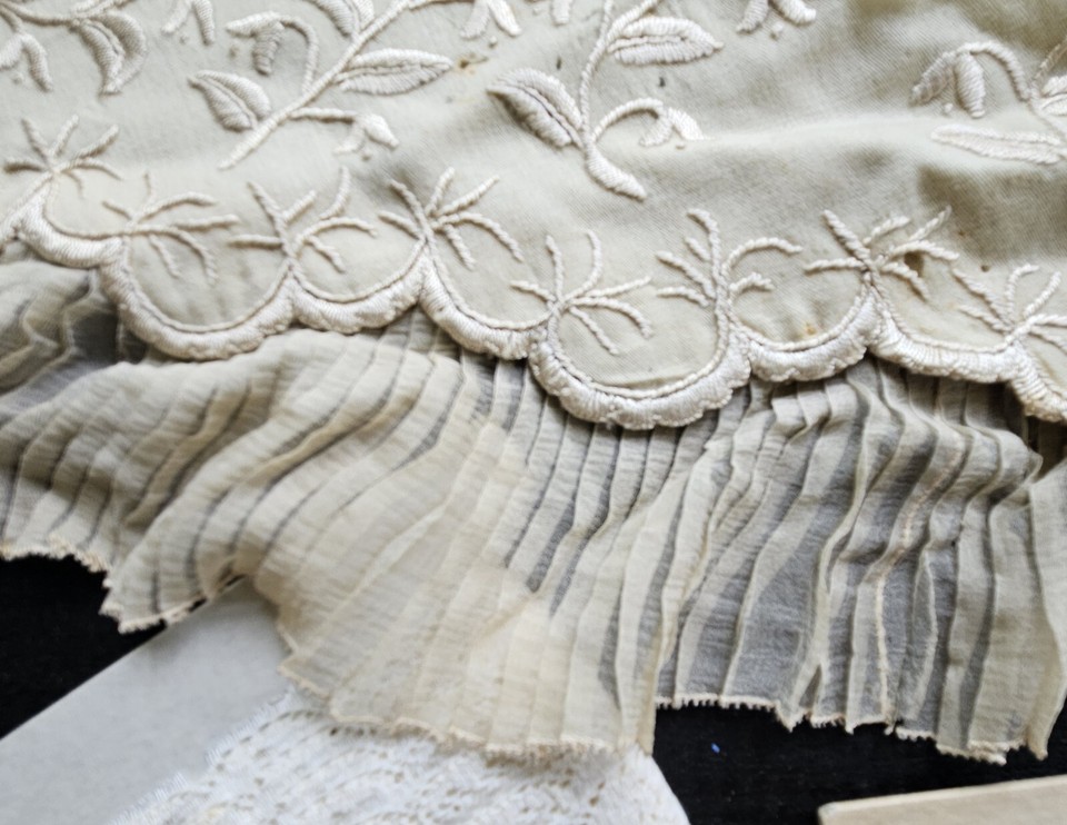 Antique VTG Lace Trim Large Lot Flounce Fabric Cuts Pleated Edging ...