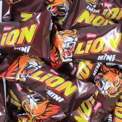 LION MINI Chocolate Bars Bites Party Treats Candy Sweets 400g 14oz Bag ...