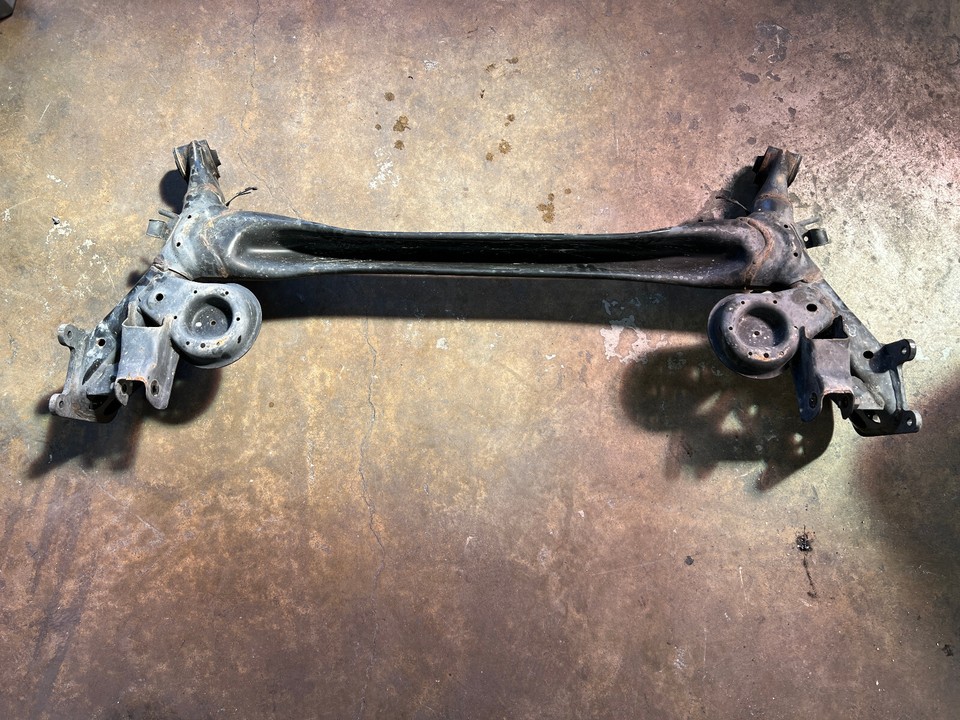 12-19 FIAT 500 REAR SUSPENSION SUBFRAME CROSSMEMBER OEM | eBay