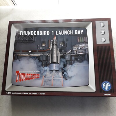 AIP 1:350 Scale Thunderbirds Plastic Model Kit - Thunderbird 1 Launch ...