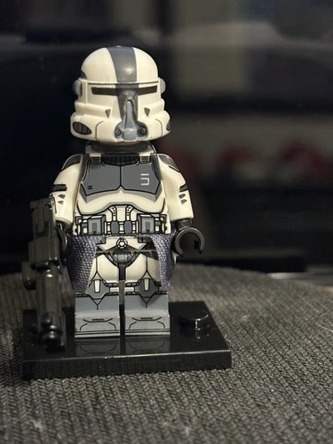 Lego Star Wars Clone Wolf Pack Airborne Trooper (104th Battalion) | eBay