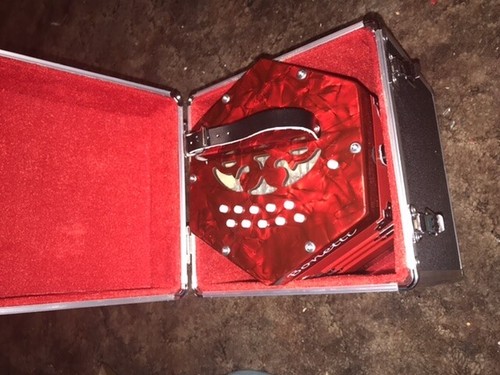 Bonetti 20 Button Red Pearl Concertina Accordion W/case Ap20rd for sale ...
