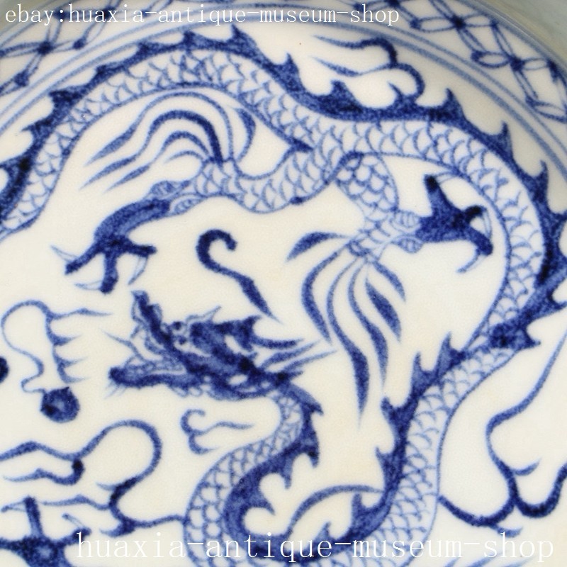8.8"China Ming Dynasty Blue and white porcelain dragon Plate Pallet ...