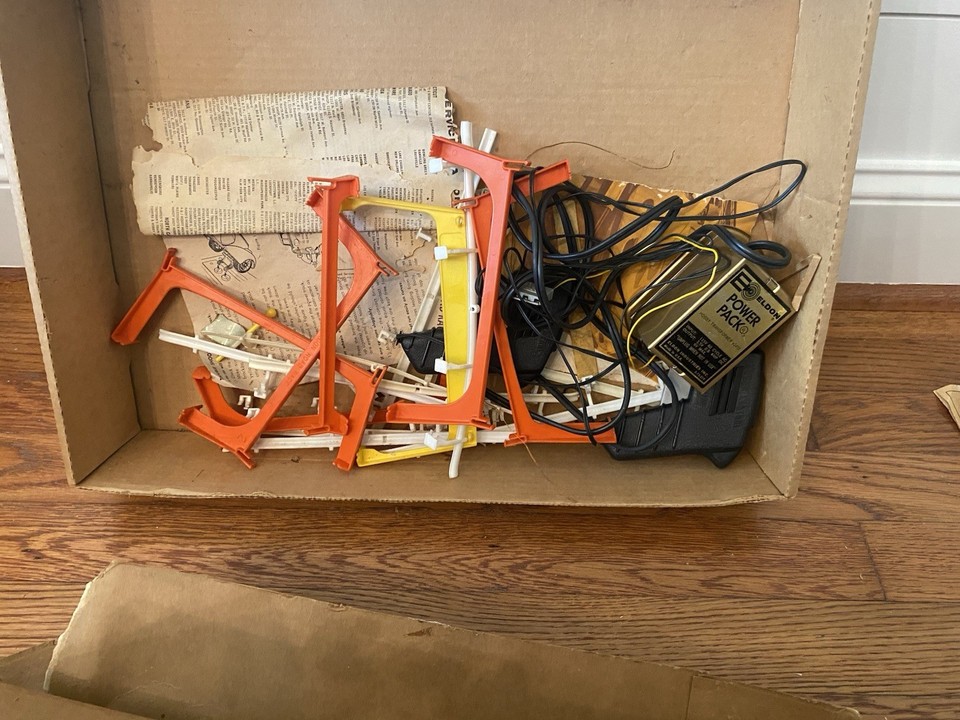 1969 ELDON 1/32 Slot Car Power Pack "8" Box , 2 Cars & Tracks, Power ...