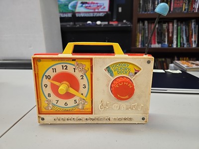 Vintage 1971 Fisher Price Clock Radio Hickory Dickory Dock Music Box ...