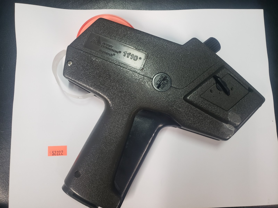 Avery Dennison Monarch label gun 1110... works great.... with tape | eBay