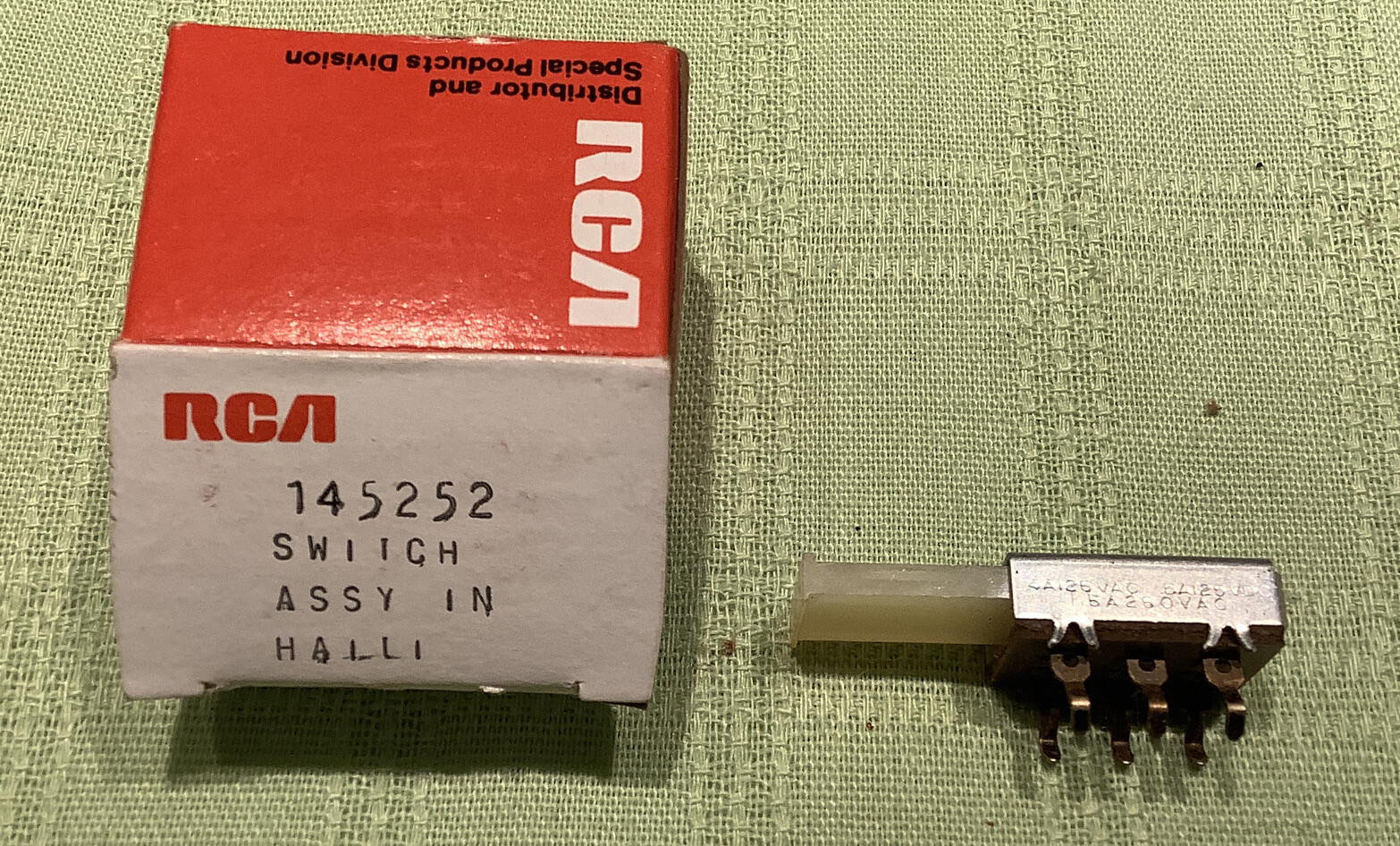 RCA Slide Switch Stock #145252 4 Amp 125v AC 1.5 Amp 250v AC | eBay