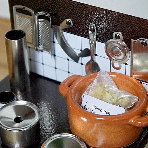 Miniature Kitchen Stove White Real Tiny Elaborate Cooking Mini Food ...