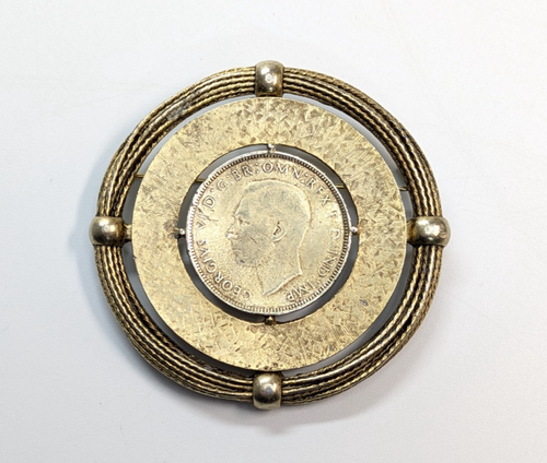 Unsigned Anne Klein GEORGIVS DG:ONM F:D:IMP British Coin Brooch Pin ...