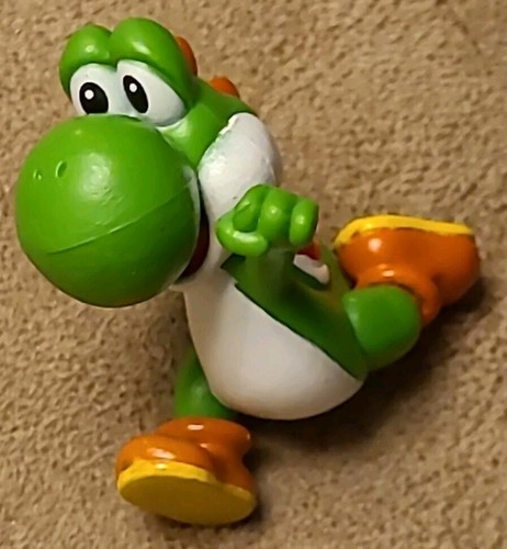 Nintendo Super Mario 2008 Yoshi 2" Figure Running Collectible | eBay