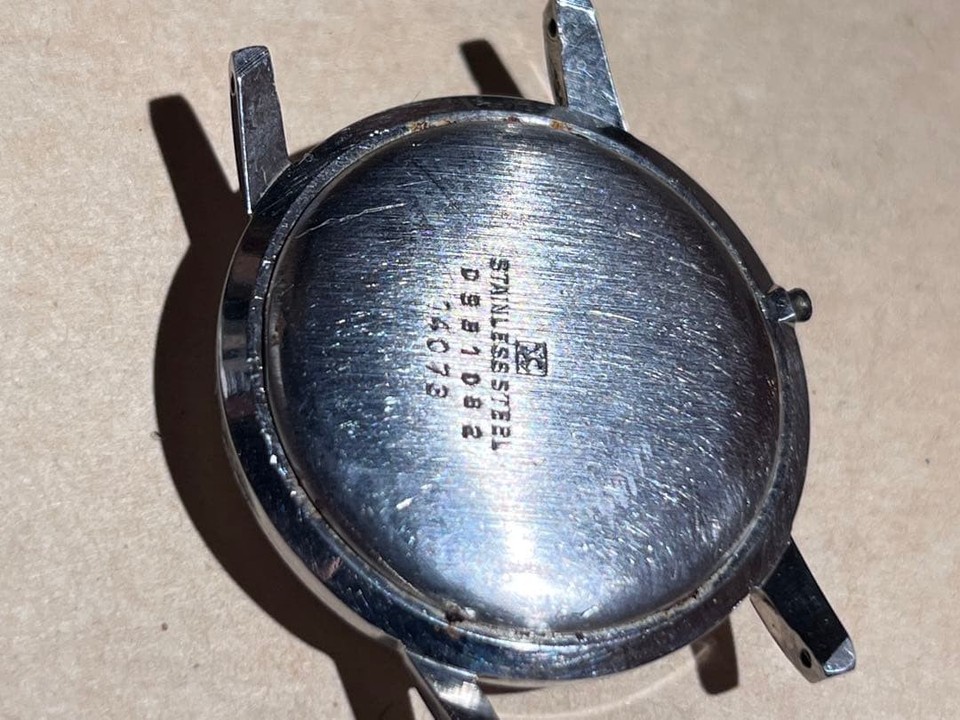 Seiko Laurel Vintage 1970s Men's Quartz Watch No Crown, Not Working ...