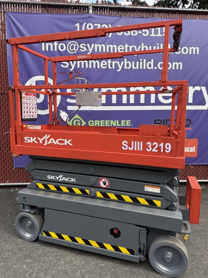 SKYJACK SJIII 3219 - 26FT WORKING HEIGHT - ELECTRIC SCISSOR LIFT *ONLY 125 HOURS | eBay