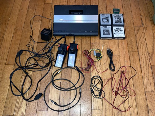 🔥Atari 7800 Prosystem Console - 2 Controllers - Power cable - Other cables🔥 | eBay