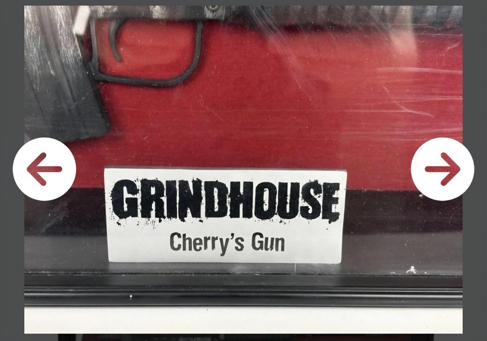 Planet Terror Grindhouse RARE "Cherry's" Leg Gun & Display Case. | eBay
