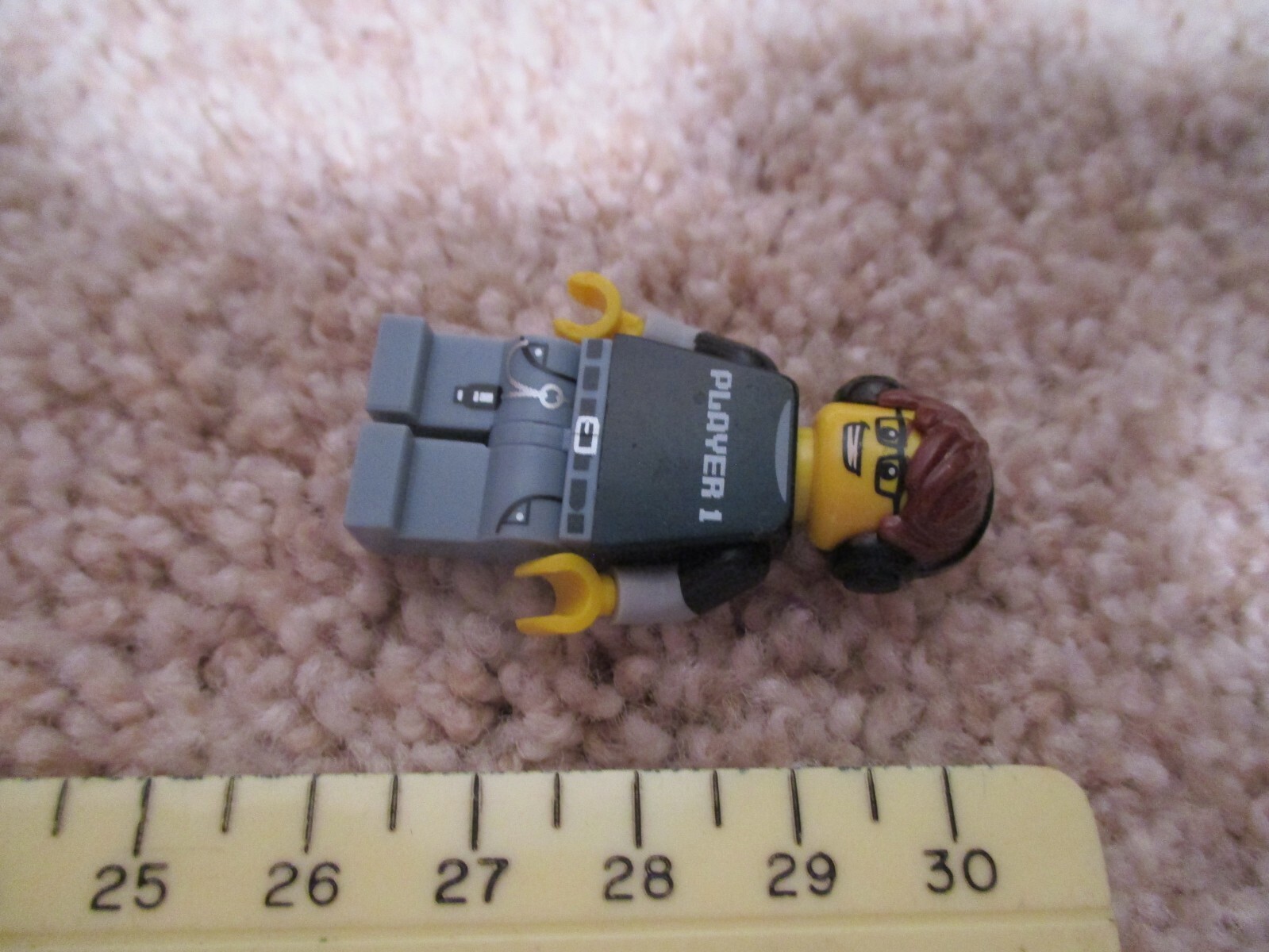 LEGO Mini figures Series video game player 1 black grey yellow brown ...