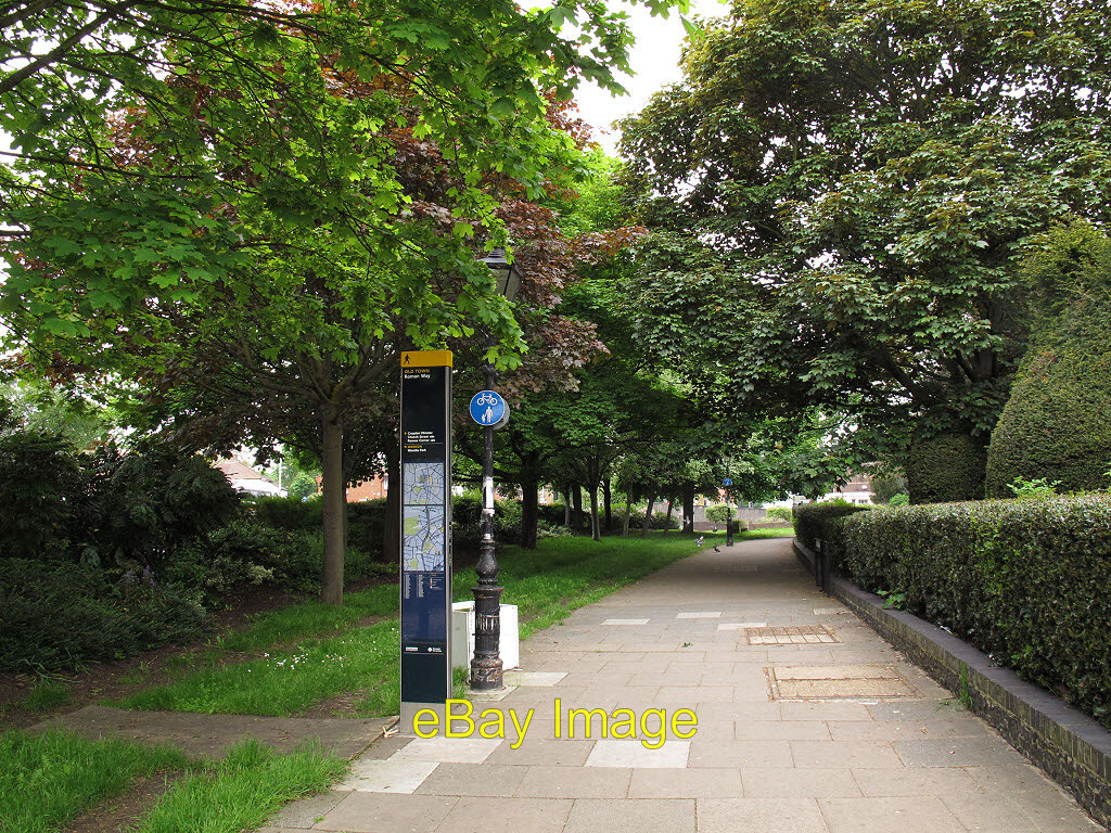 Photo 6x4 Roman Way Croydon A footpath and cycleway on the western side ...