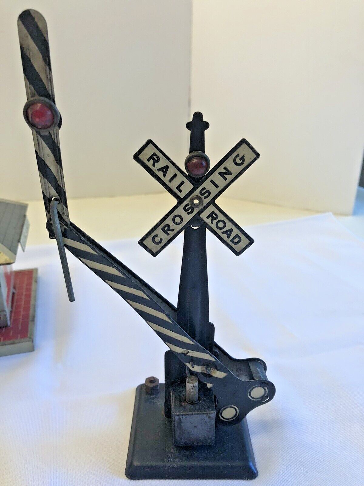 Vintage 1950s Marx Crossing Signal & Girard Train Station Square+ ...