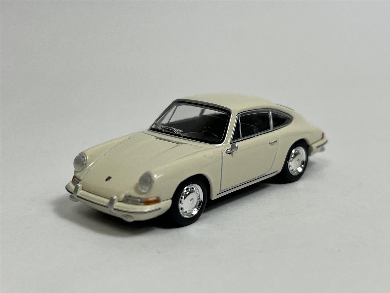 Porsche 901 1963 LHD Ivory 1:64 Scale Mini GT MGT00642L | eBay