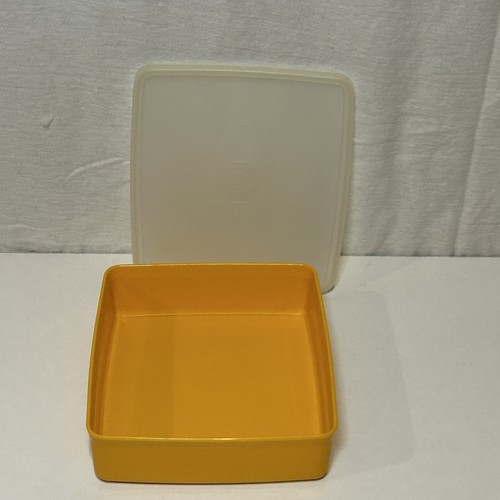 Tupperware Sandwich Square-a-Way Storage Keeper 670-34Orange Container ...