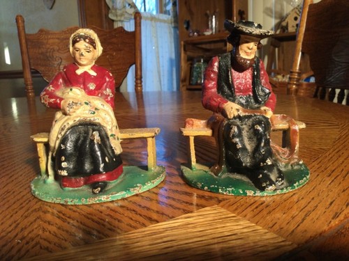 VINTAGE SET CAST IRON AMISH/PILGRIM (COUPLE) MAN AND WOMAN BOOKENDS 4-1 ...