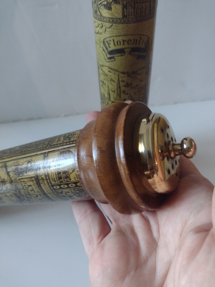 Vtg Acciaio Temperato Italian Pepper Grinder & Salt Shaker Wood Brass ...