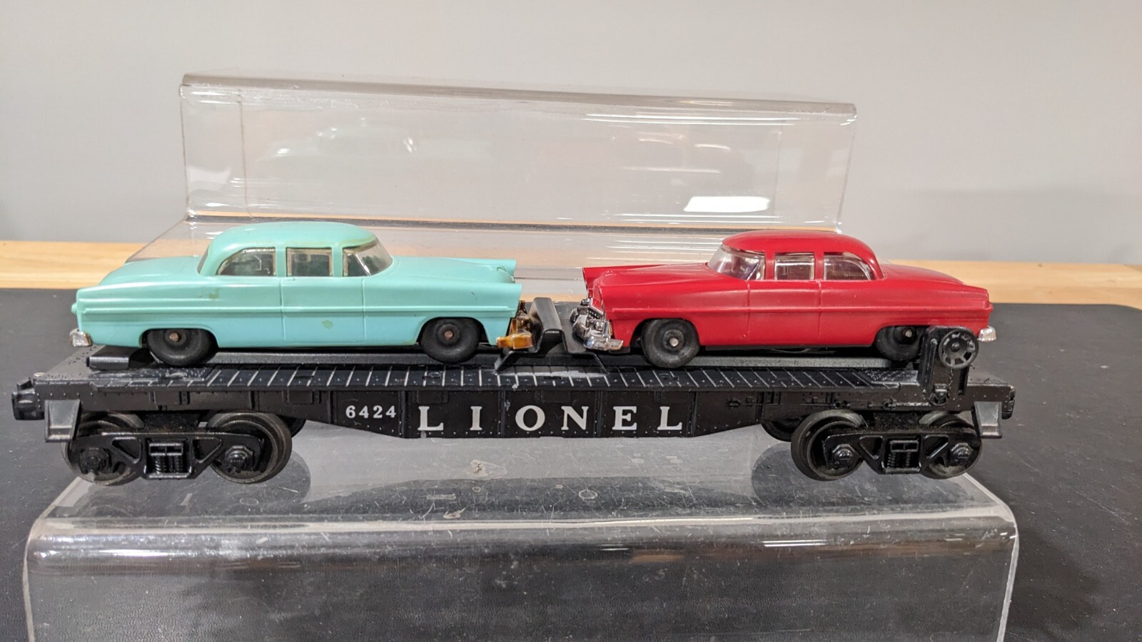 Lionel Postwar 6424 Flatcar with Pastel Robins Egg Blue and Red ...