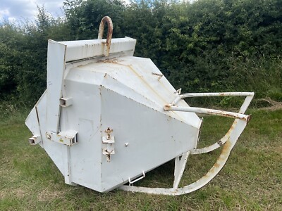Large Hopper Skip Lifting Mortar Concrete Feeder £400+vat Storage Silo ...