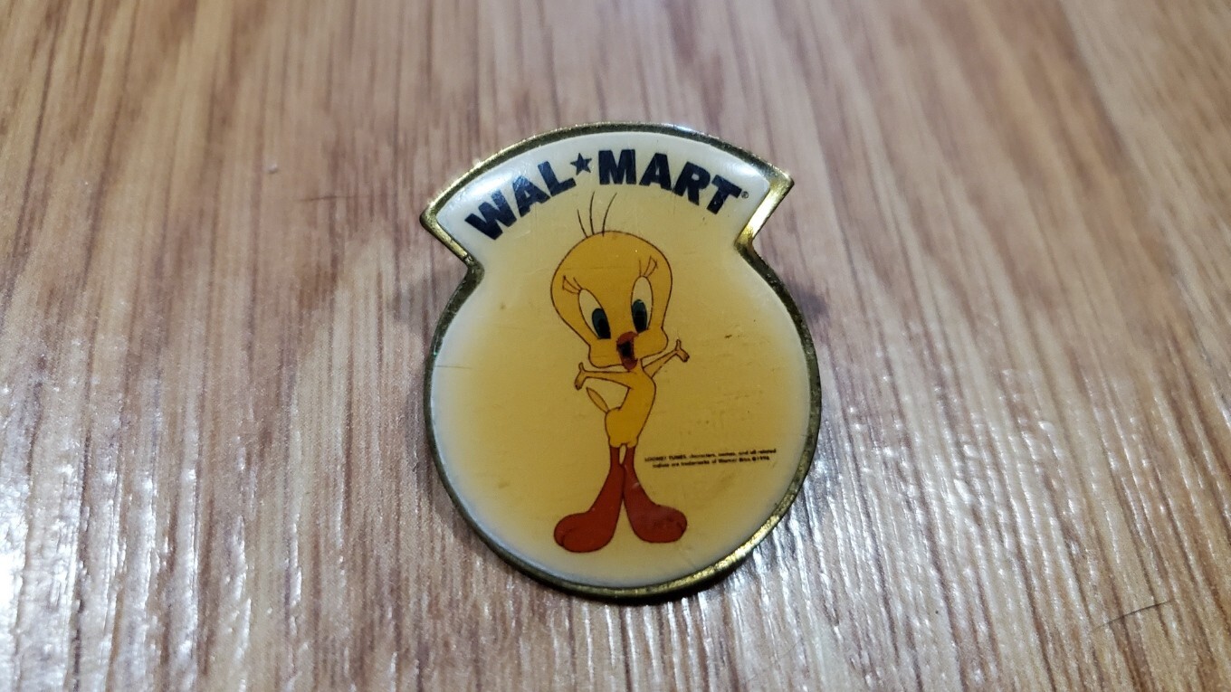 VINTAGE Wal-Mart Enamel Associate Lapel Pin Tweety Bird Looney Tunes ...
