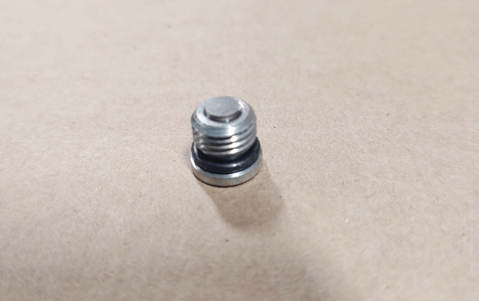 BIG DOG MOTORCYCLES MAGNETIC PRIMARY DRAIN PLUG & O'RING 2005-2011 OIL ...