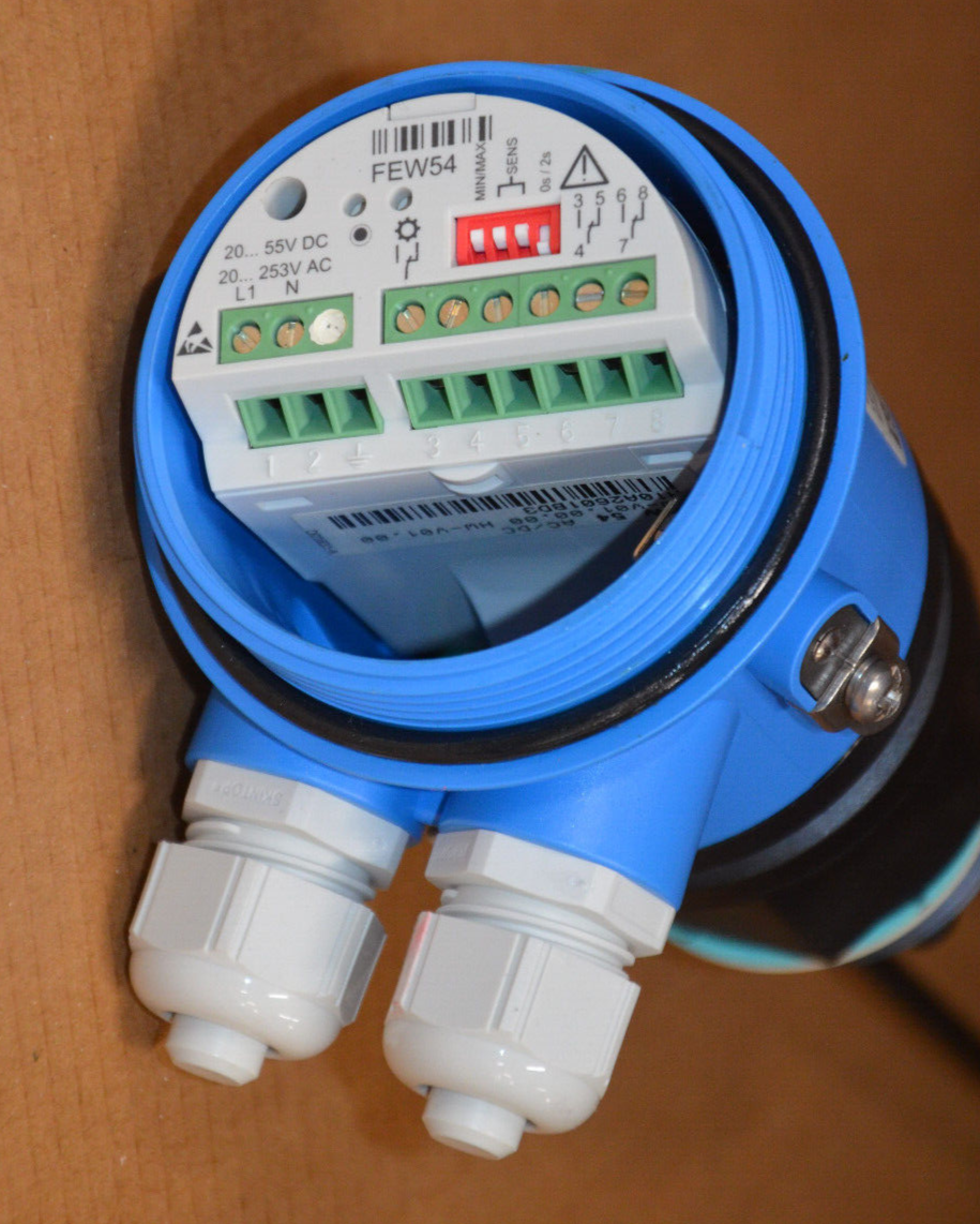 ENDRESS + HAUSER FTW31-B1C2FA4A Füllstand Sensor Liquipoint T L500 NEU ...