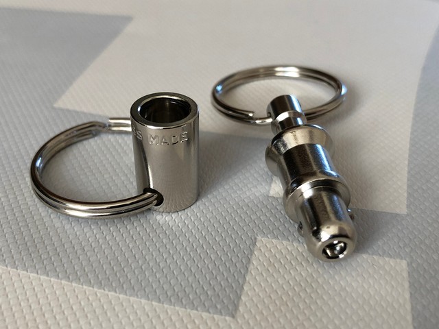 Victorinox Swiss Army Quick Connect 2-Ring Keychain Coupler Keyring fob ...