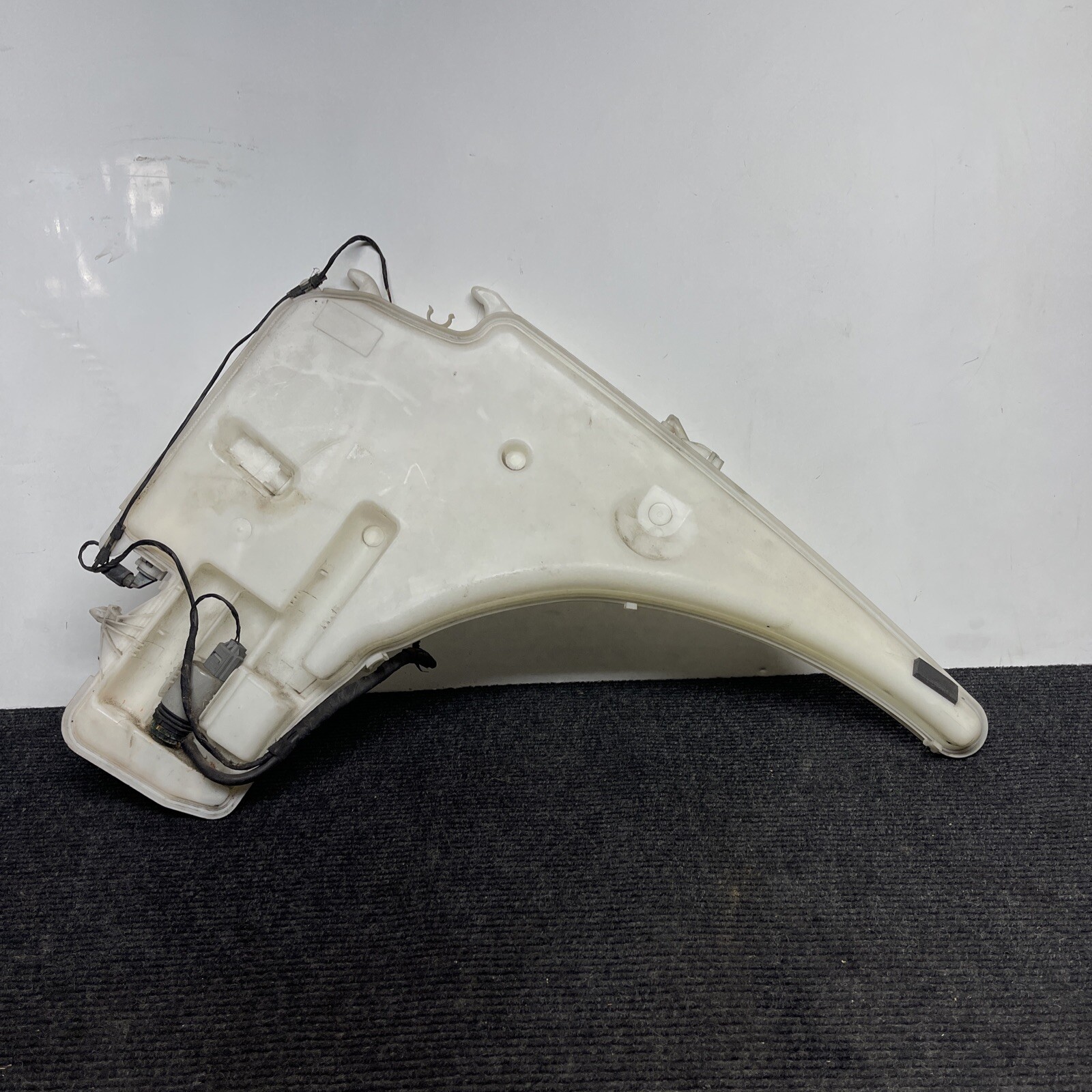 BMW E90 3-Series E82 1-Series Basic Factory Windshield Washer Fluid ...