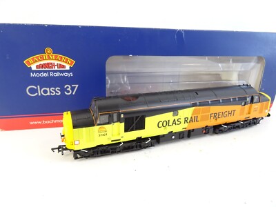 OO GAUGE BACHMANN CLASS 37 DIESEL 37421 COLAS LIVERY (SUPER DETAIL) 32 ...