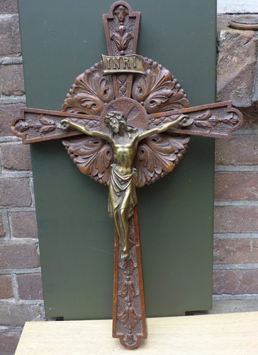 Nice quality large Corpus Christie wood cross with bronze Corpus Dutch ...