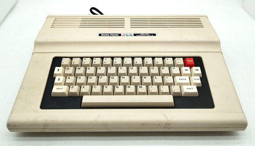 RADIO SHACK TRS-80 COLOR COMPUTER 2 26-3134 *FOR PARTS* | eBay