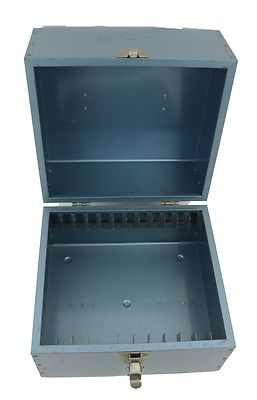 8mm Film Chest Metal Carrying Case 12 Reels | eBay